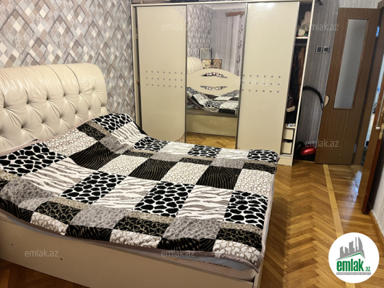 Satılır 3 otaqlı 70 m2 köhnə tikili Altes Plaza