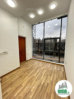 Satılır 1 otaqlı 21 m2 ofis Şah İsmayıl Xətai m.